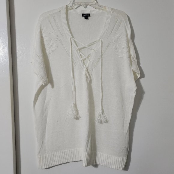 torrid | Tops | Torrid Size Cream Knit Top W Crochet Like Flower | Poshmark